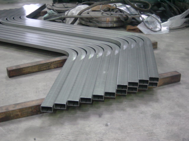 SS-角パイプ 50×26×t1.6 R250 2回曲げ – R曲げ加工なら株式会社トクベン｜精密板金・金属加工